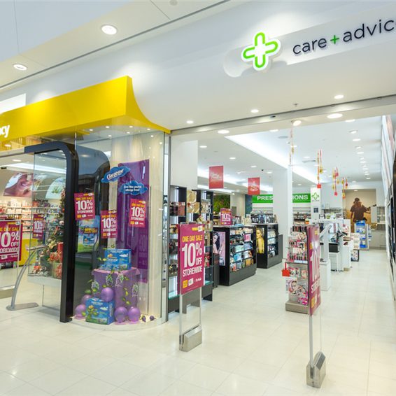 Modern Retail Medical Shop Interior Design - Retail Shop Interior ...