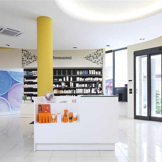 Modern Retail Pharmacy Interior Design Ideas - Retail Shop Interior ...