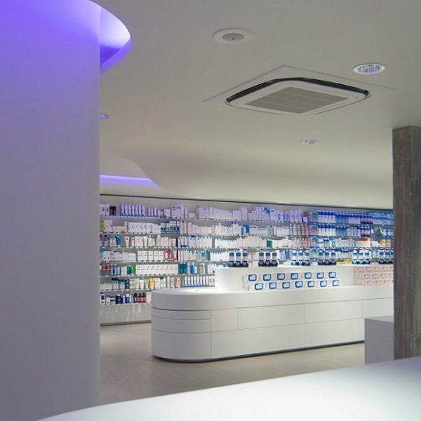 Fashion Capsule Retail Interior Design for Medical Store - Retail Shop ...