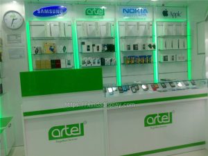 Bespoke Mobile Shop Wall Showcase Design - Custom Retail Display Shop ...