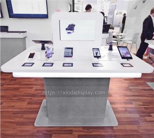 Custom Mobile Phone Shop Showcase Design - Custom Retail Display Shop ...