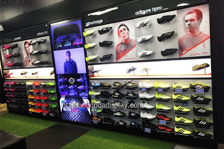 Custom Retail Shop Display Sport Products Fittings Sports Store ...