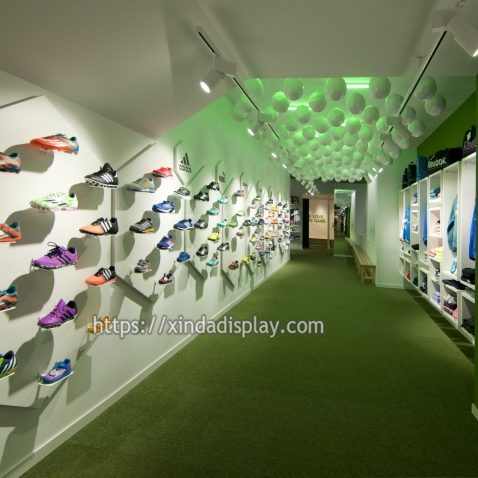 Modern Football Shop Display Fixture Retail Football Store Interior ...