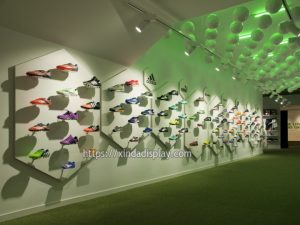 Modern Football Shop Display Fixture Retail Football Store Interior ...