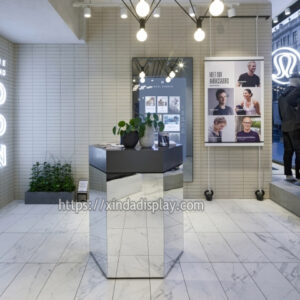 Running Yoga Jeans Shop Display Fixture Modern Yoga Leggings Showroom ...